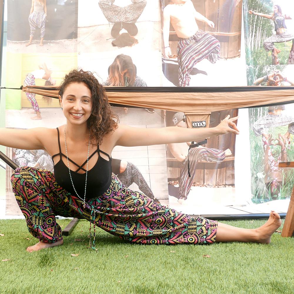 20 minutes with Jessica - Buddha pants - baggy yoga pants